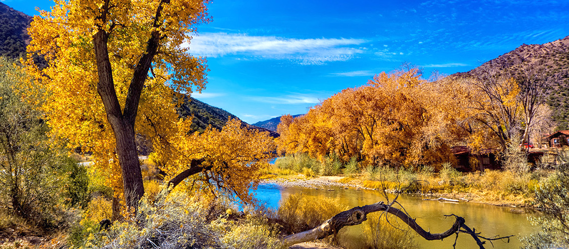 1140_Upper Rio Grande, Low Road to Taos in Autumn - Arizona and New ...